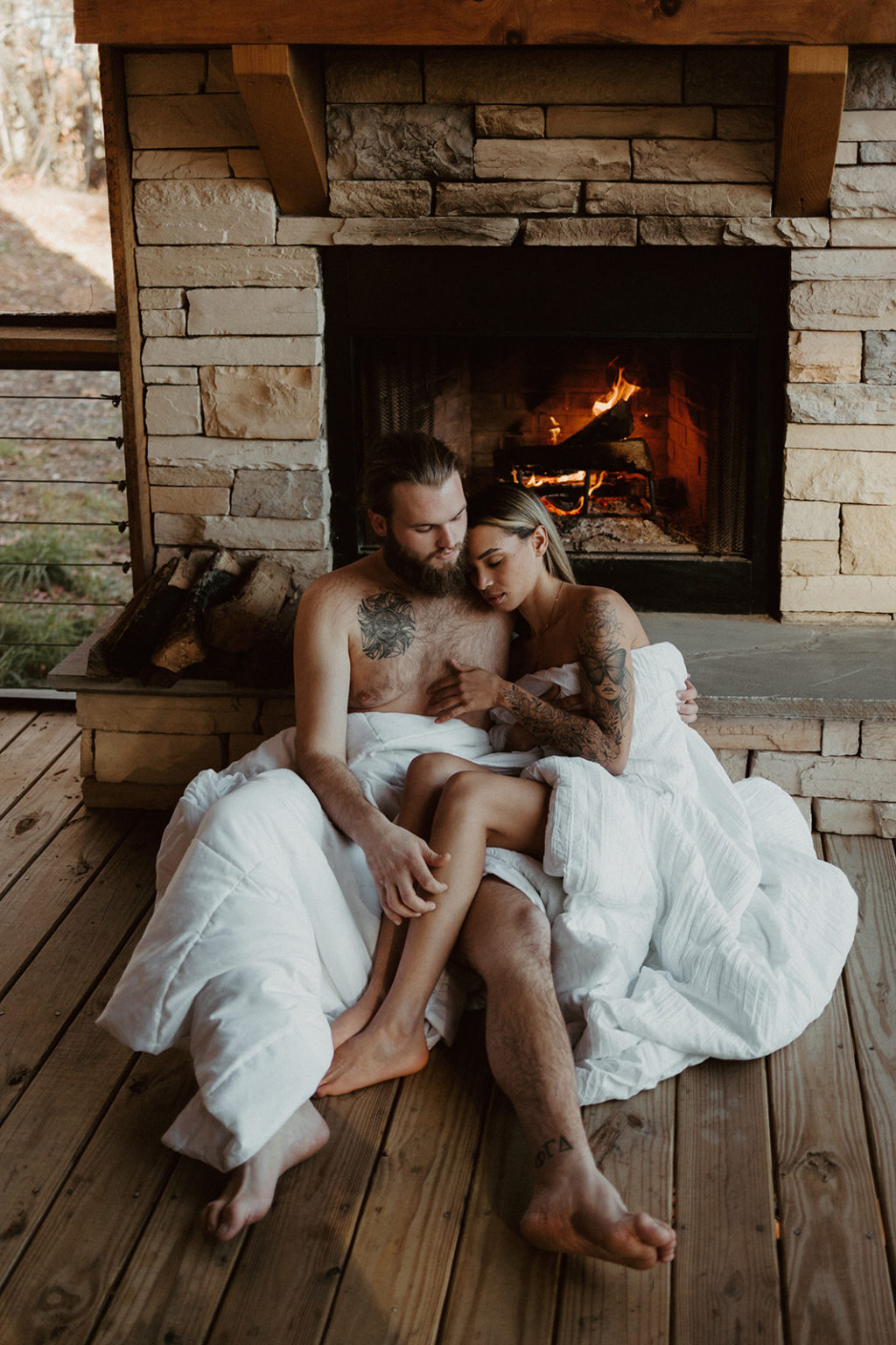 Intimate, Intentional Ideas for Couple Photos - Luna Legacies Photography